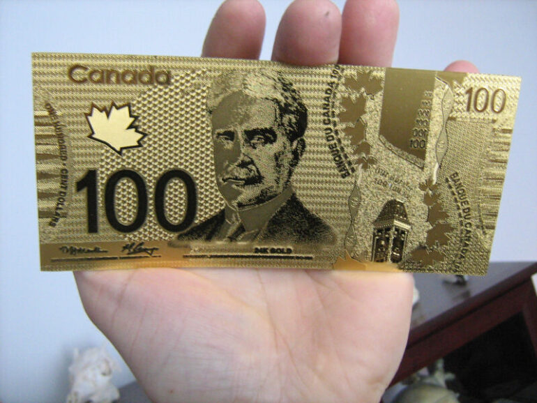 How Do You Know If A 100 Dollar Bill Is Real how-do-you-know-if-a-100-dollar-bill-is-real